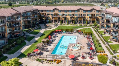 Pool View Condo at Barona Beach Lakeside Resort 4205, West Kelowna ...