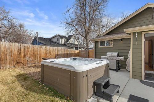 Erie Escape-Billiards Table- Skee-Ball- Hot Tub, Erie (aktualisierte ...
