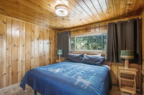 Cabin on 7 acres with glorious mountain views & wood fireplace, Estes ...
