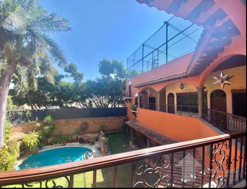 Colonial Mansion - Groups -Pool, Theater, Gym and more, Cuernavaca ...