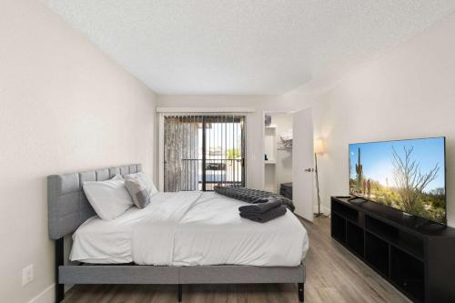 2BR Modern Mesa Stay Near DT with Pools & Gym, Mesa (tarifs actualisés ...