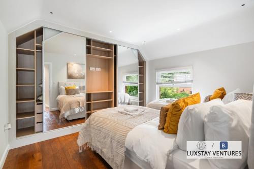 Charming 3 Bedroom Period Cottage - Minutes from Harry Potter Studios ...
