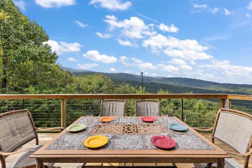 Resting on the Ridge, Beech Mountain (preços atualizados 2026)
