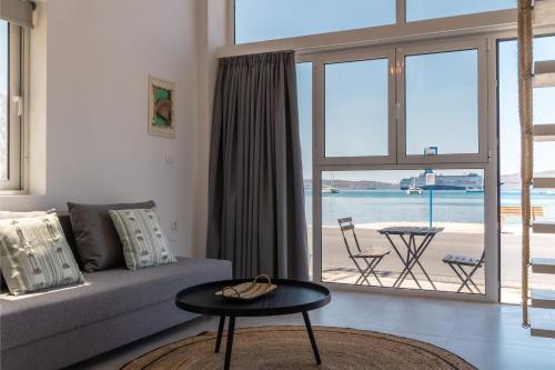 Akti Waterfront Modern Lofts - Pelagos, Αδάμας (ενημερωμένες τιμές για ...