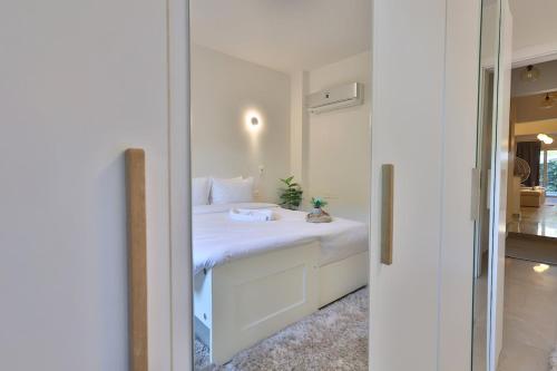 Private pool, garden, BBQ Lakeside Stone, Kairo (opdaterede priser for ...