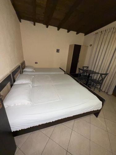 Vila Thaci, Durrës (precios actualizados en 2026)