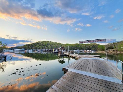 The Lake House at Beaver Creek, Monticello (updated prices 2026)