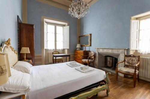 Renaissance Fresco Suite in Historic Palace, Firenze (prezzi aggiornati ...