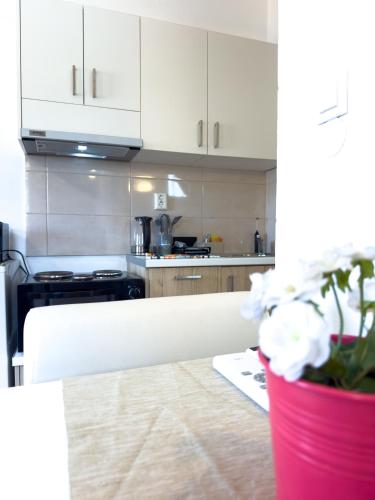 Anasa Olive - Beachside Stay with Balcony, Stalida (preços atualizados ...