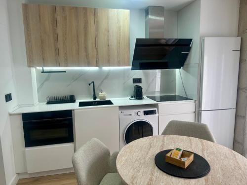 Apartamento moderno en el corazón de Ciutat Vella, Valencia (updated ...