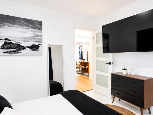Waterfront Villa 10 min to Hollywood Beach & Fort lauderdale, Hollywood ...