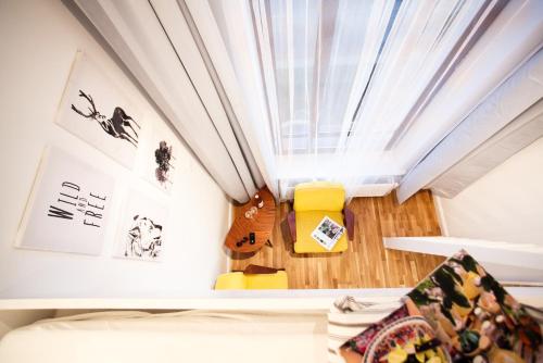 Tiny Tower Studio 6m2 with Private Bathroom in the Hall, Sopot (tarifs ...