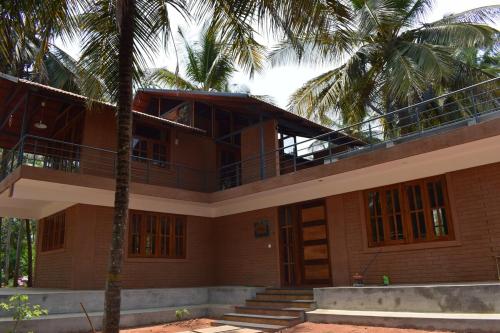 Peaceful Farm Retreat with Private Farm Stay!, Chattanahalli (precios ...