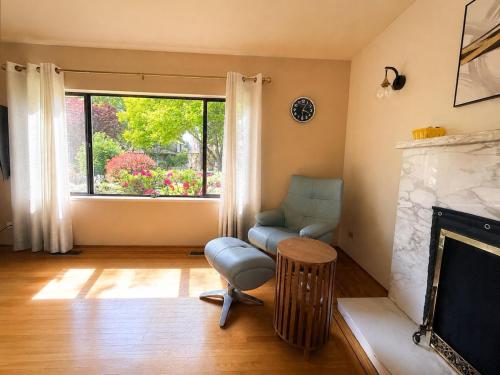 Bright Westside Home for up to 8 Near UBC Beach Downtown, Vancouver ...
