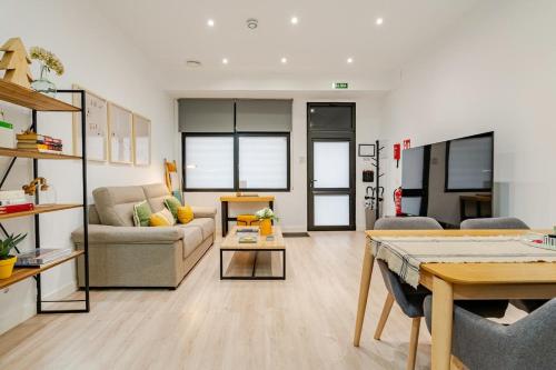 Disfruta de un rincón del Madrid castizo, Madrid (precios actualizados ...