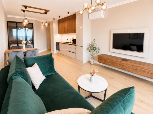 SuperLux Skyline Complex - SeaView & Pool and SPA, Várna (2026 ...