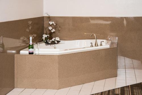 Northfield Inn Suites and Conference Center, Springfield (updated ...