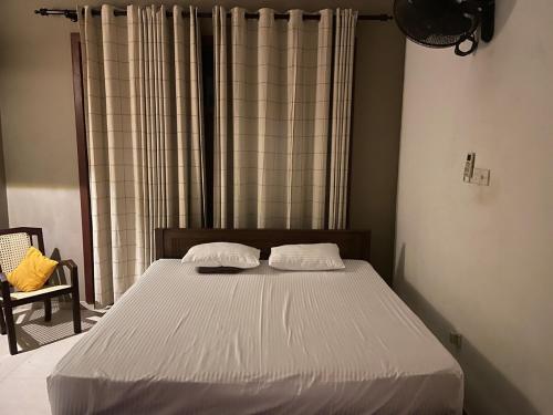 Peco Townhouse - Spacious Private Upstairs Retreat، ماهاراغاما (أسعار ...