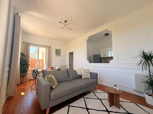 Le Cocoon Train station 5 min drive Disney & Paris, Chamigny ...