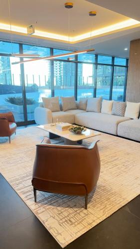 CN Tower Lakefront Luxury Huge Balcony FIFA26, Toronto (updated prices ...