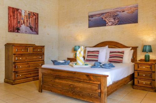Stunning Gozo Villa with Private Pool and Games Room, Sannat (preços ...