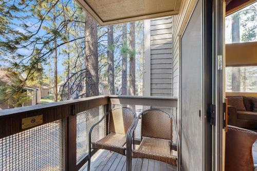 Woodland Tahoe magic near the lake with resort pools - walk to Ski Run ...