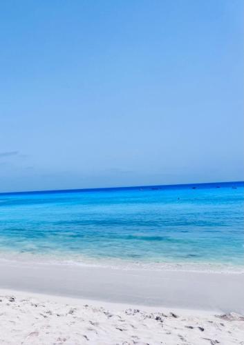 Beach Studio - 1 Minute from Santa Maria Beach, Santa Maria (precios ...