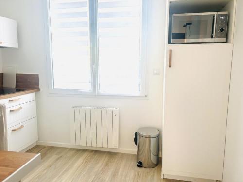 Studio moderne et calme - Parking - Naval Group, Lanester (precios ...