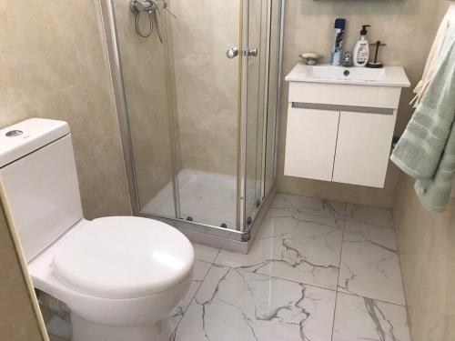 Modern 2-Bedroom Apartment in the Heart of Plateau, City Center, Praia ...