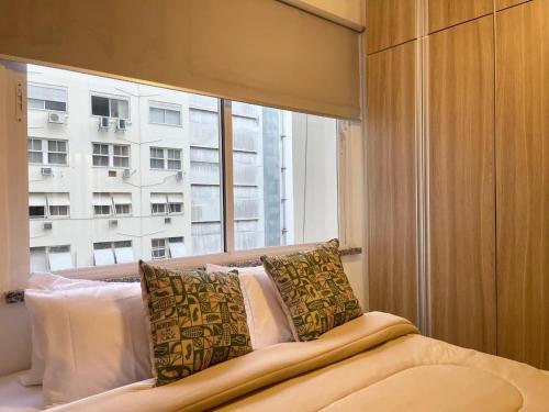 Laris Rio - Apartment - Copacabana beach block, Rio de Janeiro ...