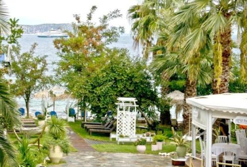 Tarsanas Studios, Limenas (updated prices 2025)