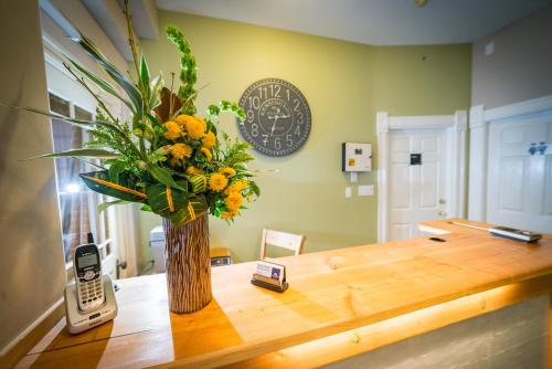 Cloudside Hotel, Nelson – Updated 2023 Prices