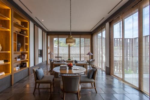 Hotel Ahn Luh Lanting Shaoxing, China - Booking.com