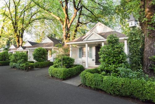 Cottage Grove Inn, Calistoga (updated prices 2025)