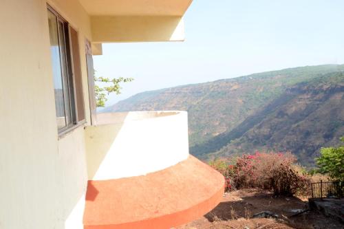 Strawberry Country, Mahabaleshwar – Updated 2024 Prices
