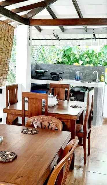 Jenu Home Stay, Hikkaduwa, Sri Lanka