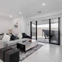 The 10 closest hotels to Adelaide Airport (ADL) | Booking.com