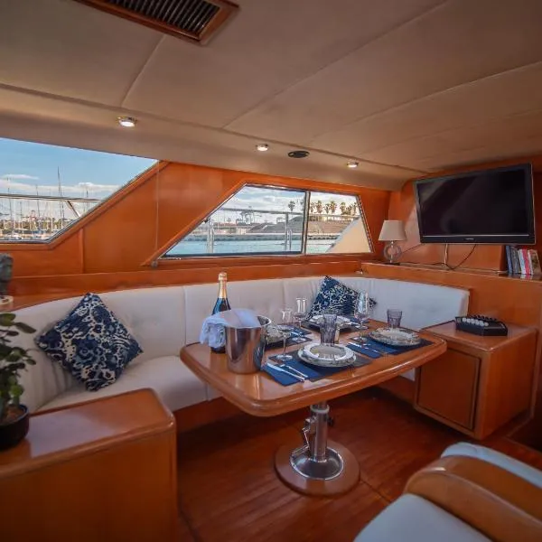 The 10 best beach hotels in Valencia, Spain | Booking.com