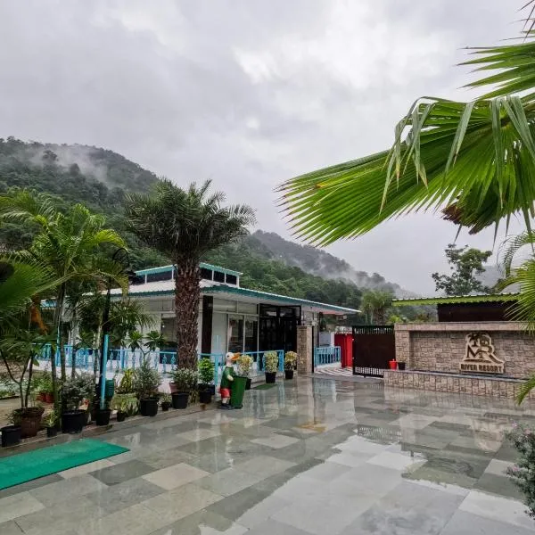 The 10 best resorts in Rishīkesh, India | Booking.com