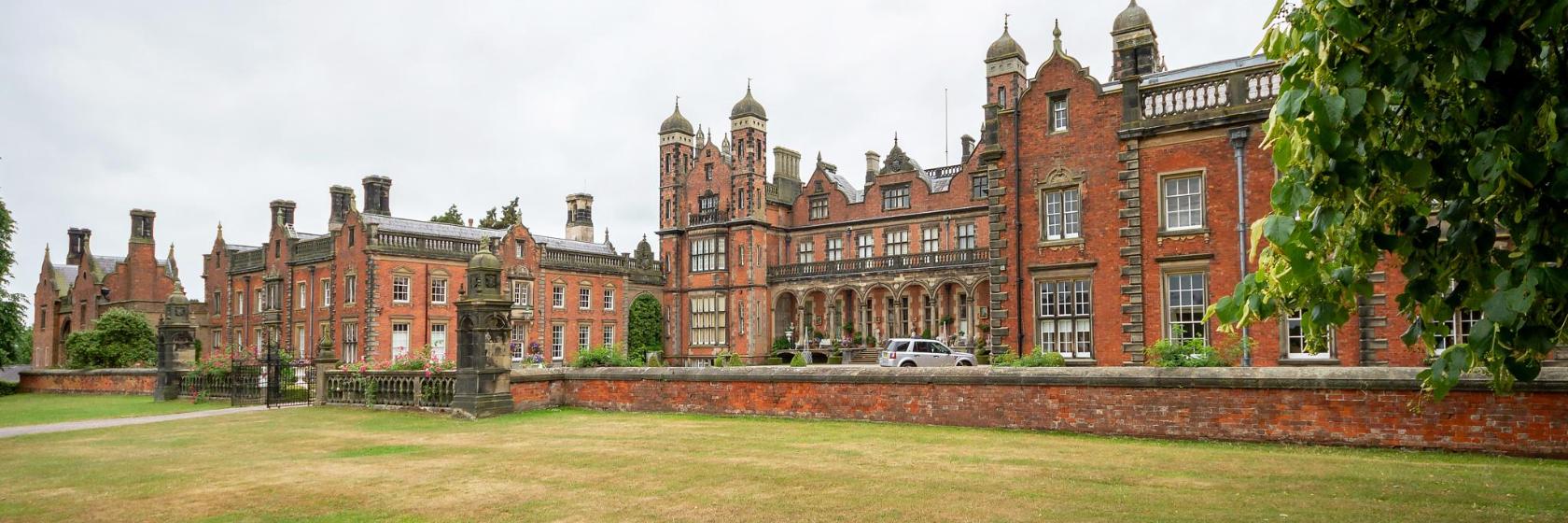 The 10 best hotels near Capesthorne Hall in Alderley Edge, United Kingdom