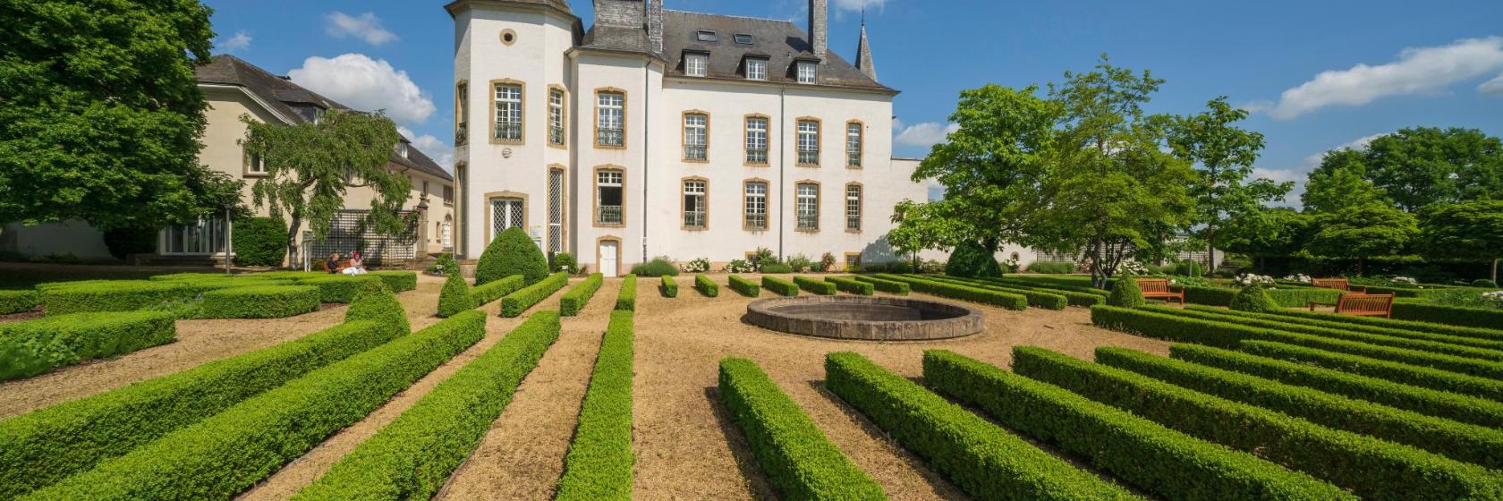 The 10 best hotels near Castle Munsbach in Senningerberg, Luxembourg