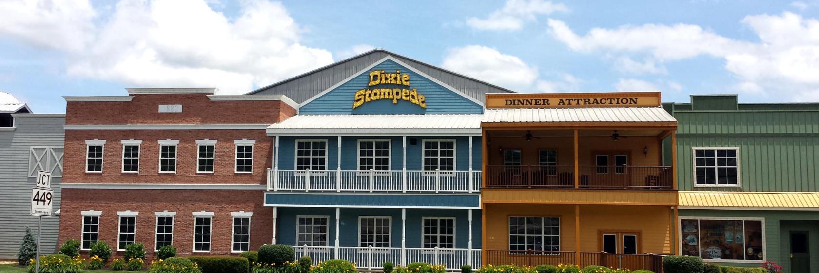 The 10 best hotels near Dolly Parton’s Stampede in Pigeon Forge, United ...