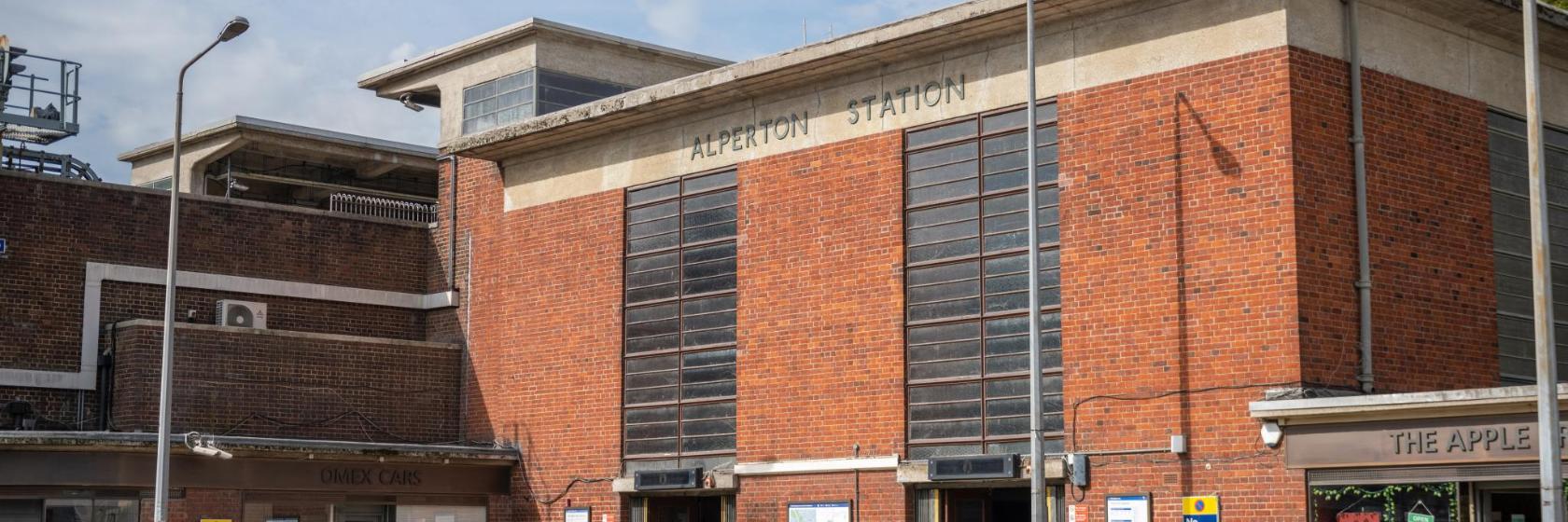 The 10 best hotels near Alperton Tube Station in Harrow, United Kingdom