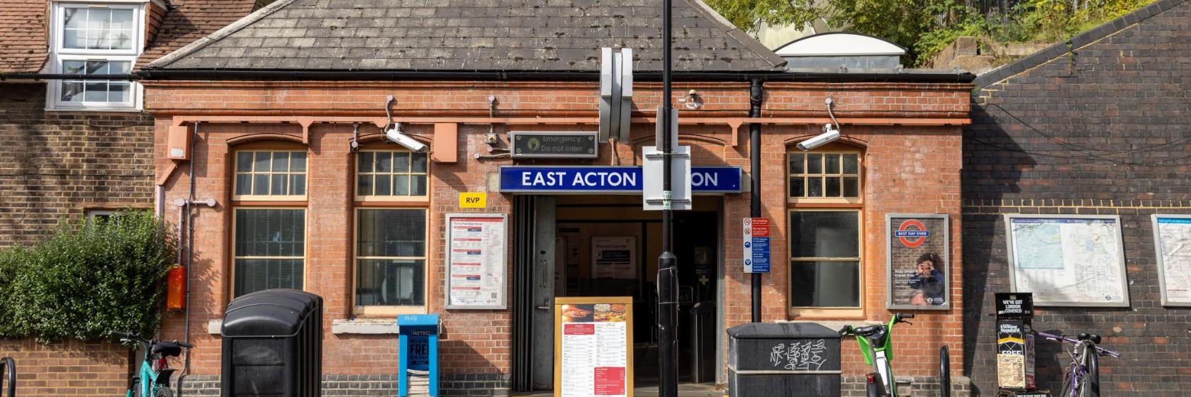 The 10 best hotels close to East Acton in London, United Kingdom