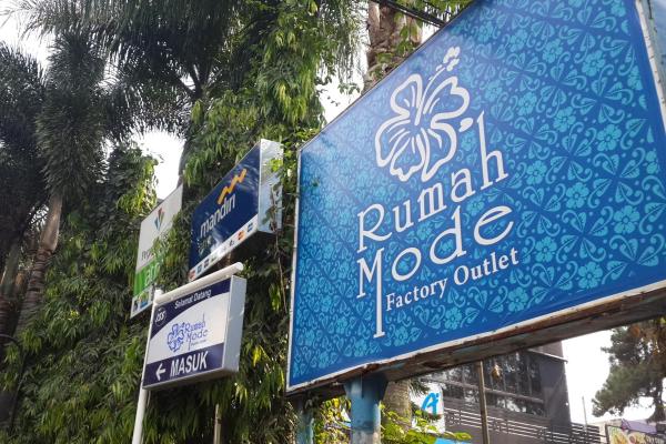 Galeri Ciumbuleuit Apartment 3 by Gezonder, Bandung – Updated 2024 Prices