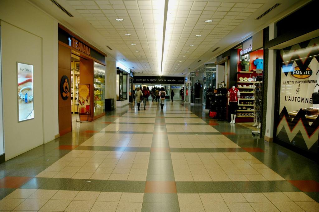 Le Square Phillips Hôtel & Suites, Montreal – Updated 2022 Prices