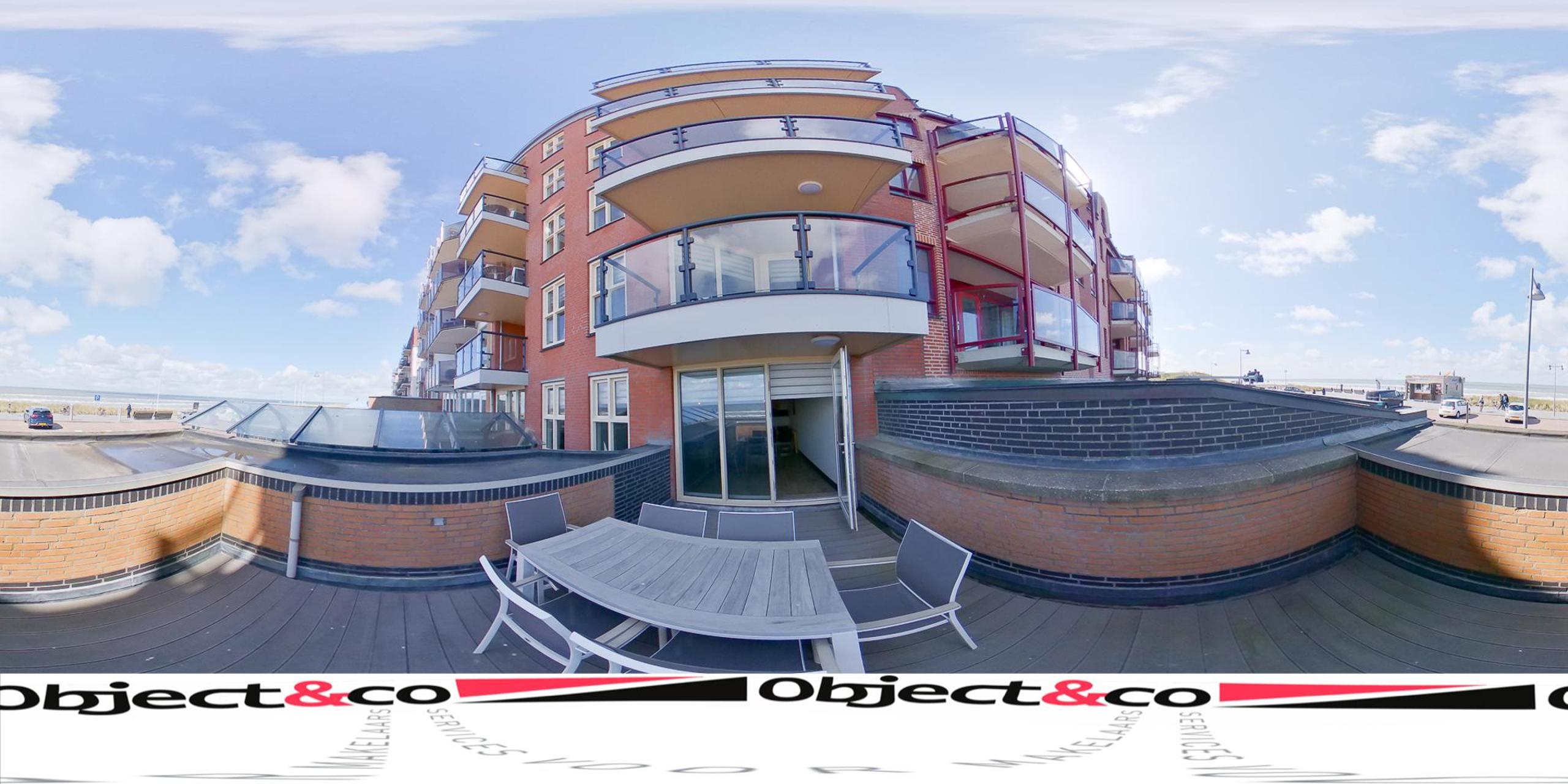 DE TRINTEL op 1e verdieping met ruim terras en zeezicht, Egmond aan Zee ...