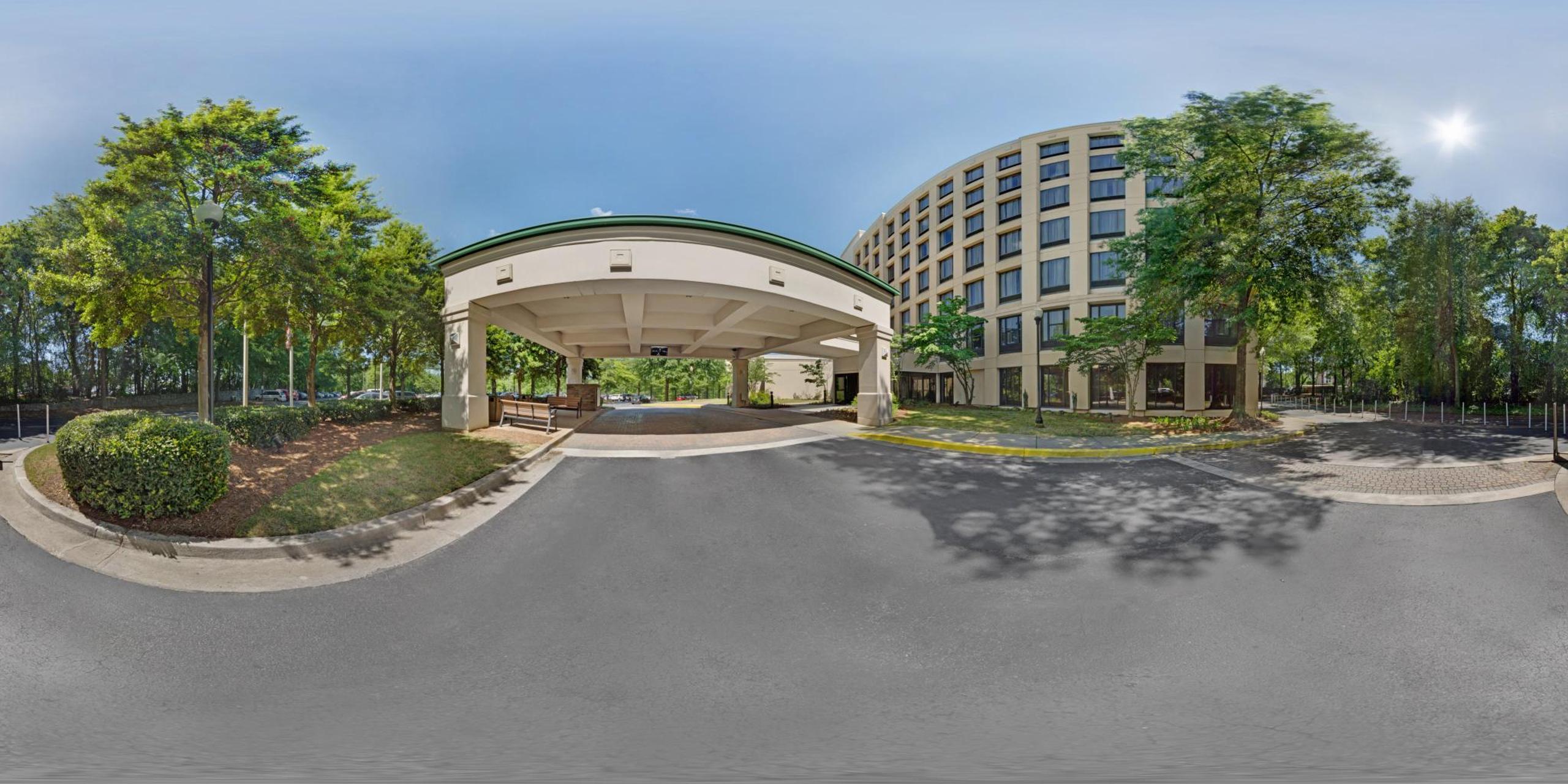 DoubleTree by Hilton Atlanta Airport, Atlanta (updated prices 2025)