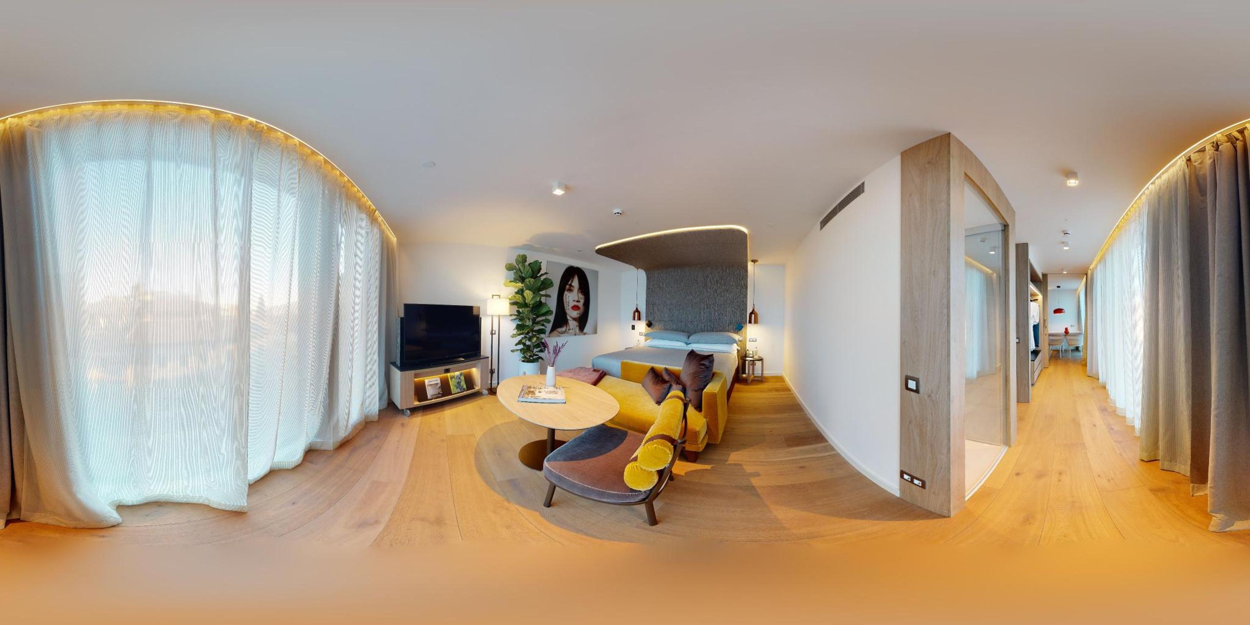 ME Barcelona, Barcelona (updated prices 2025)