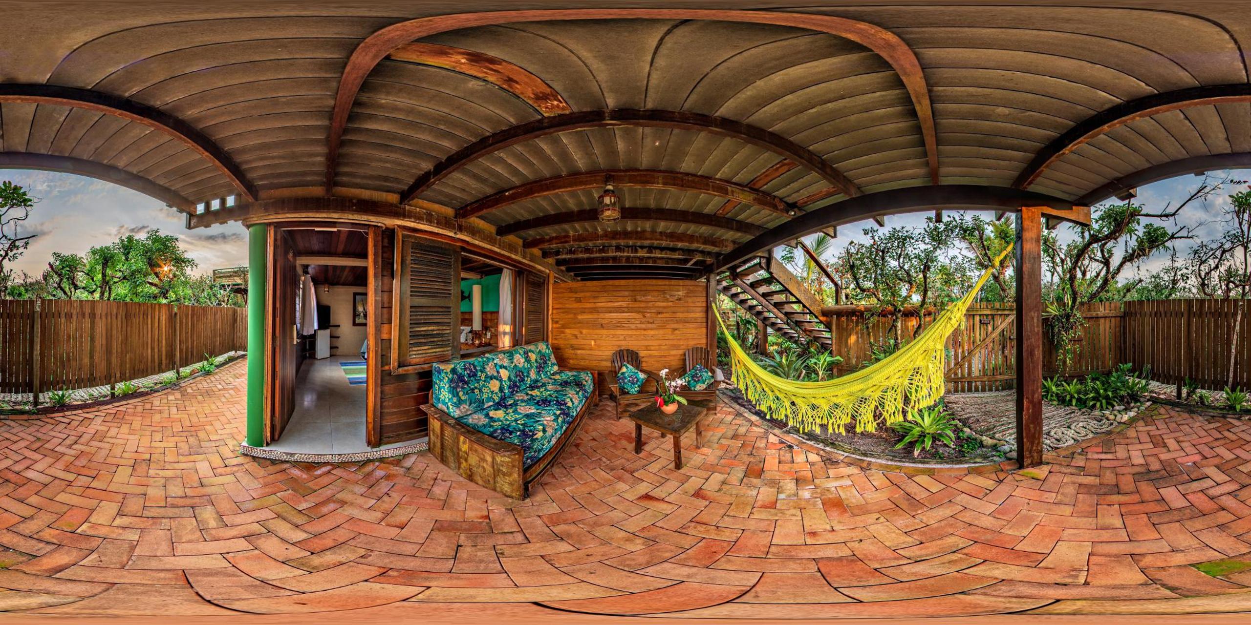 Grajagan Surf Resort, Ilha do Mel (updated prices 2025)